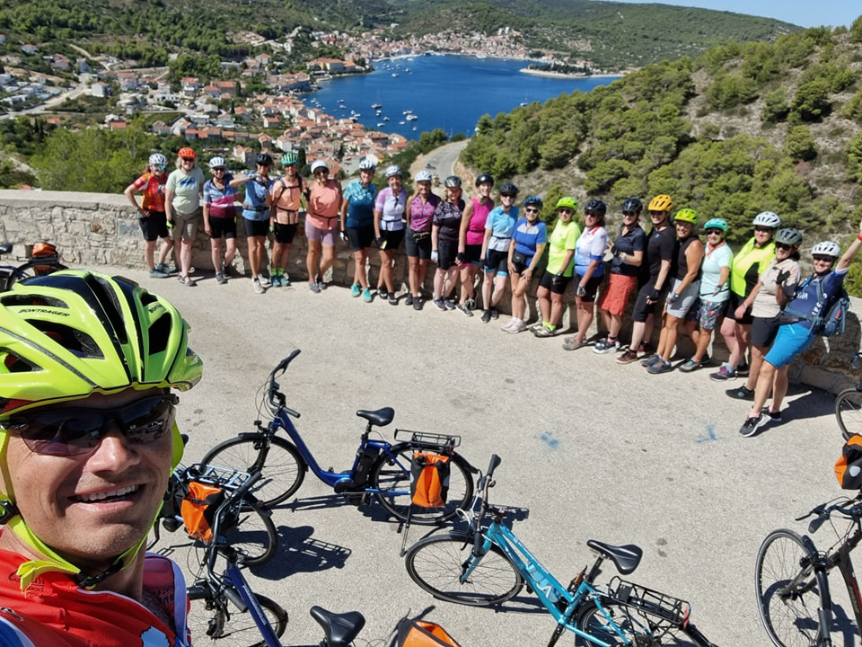 Croatia’s South Dalmatia Islands Bike and Boat Tour (Trogir – Trogir ...