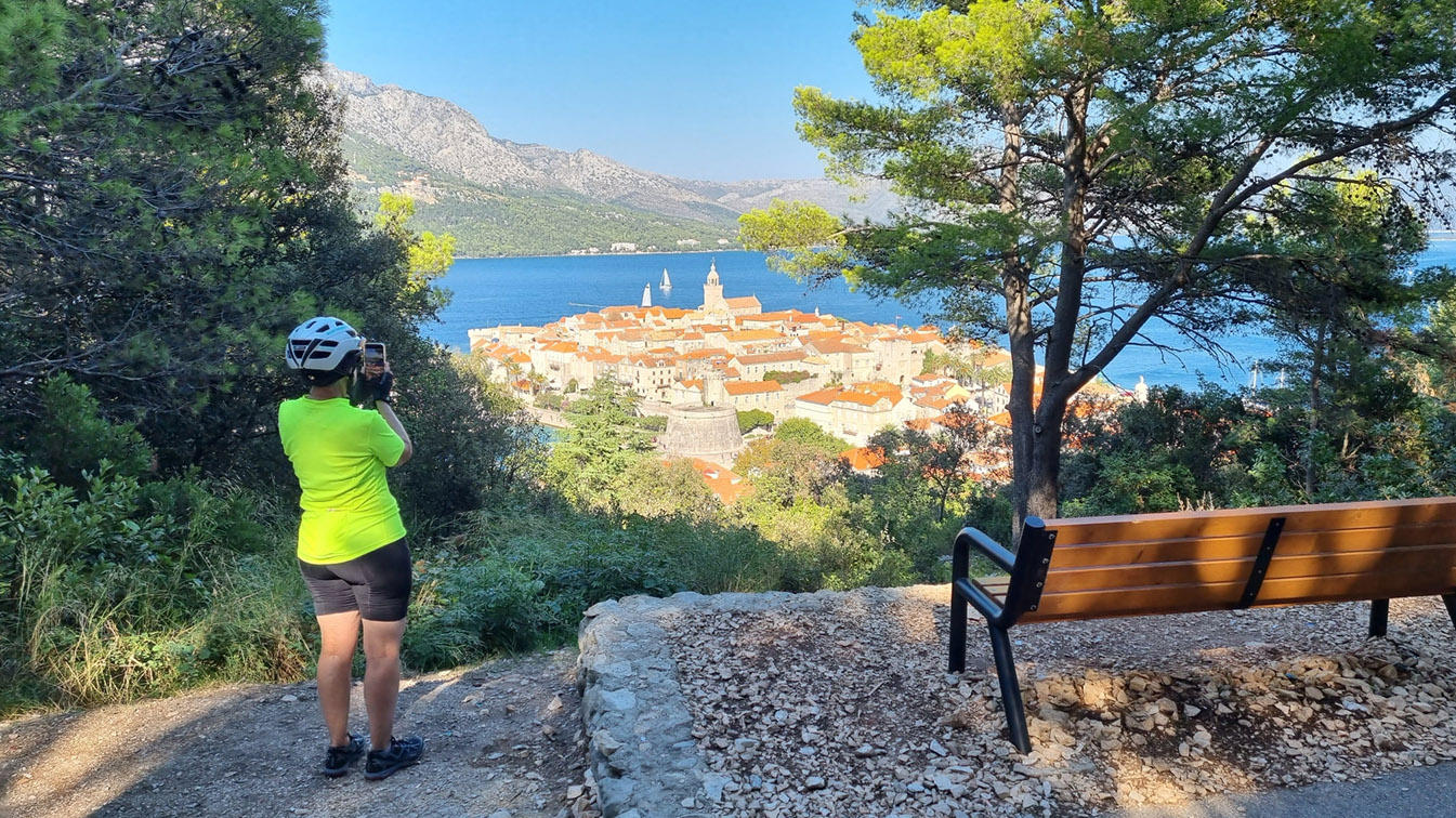 Croatia’s South Dalmatia Islands Bike and Boat Tour (Trogir – Trogir ...